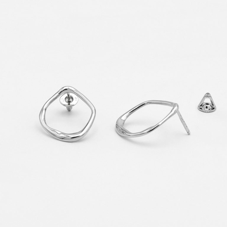 Крупные серьги Attre купить в интернет-магазине Darkrain